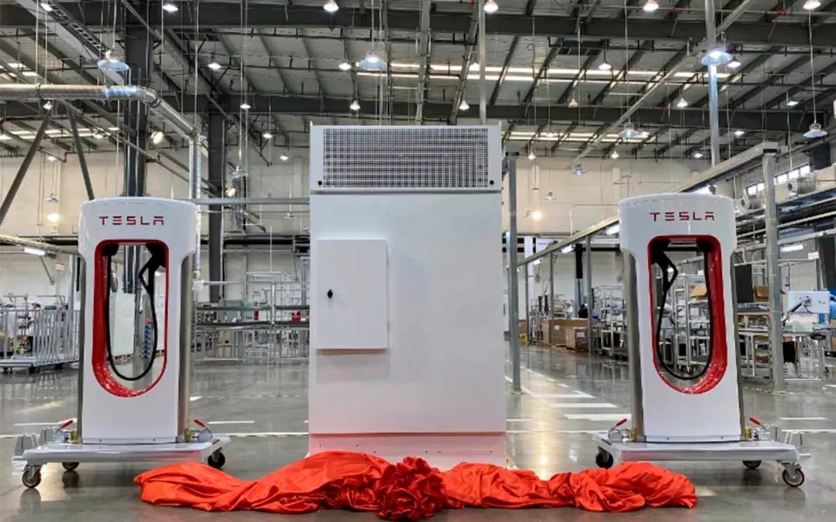 Tesla fabricará 10.000 Supercargadores V3 al año para expandir su red ...